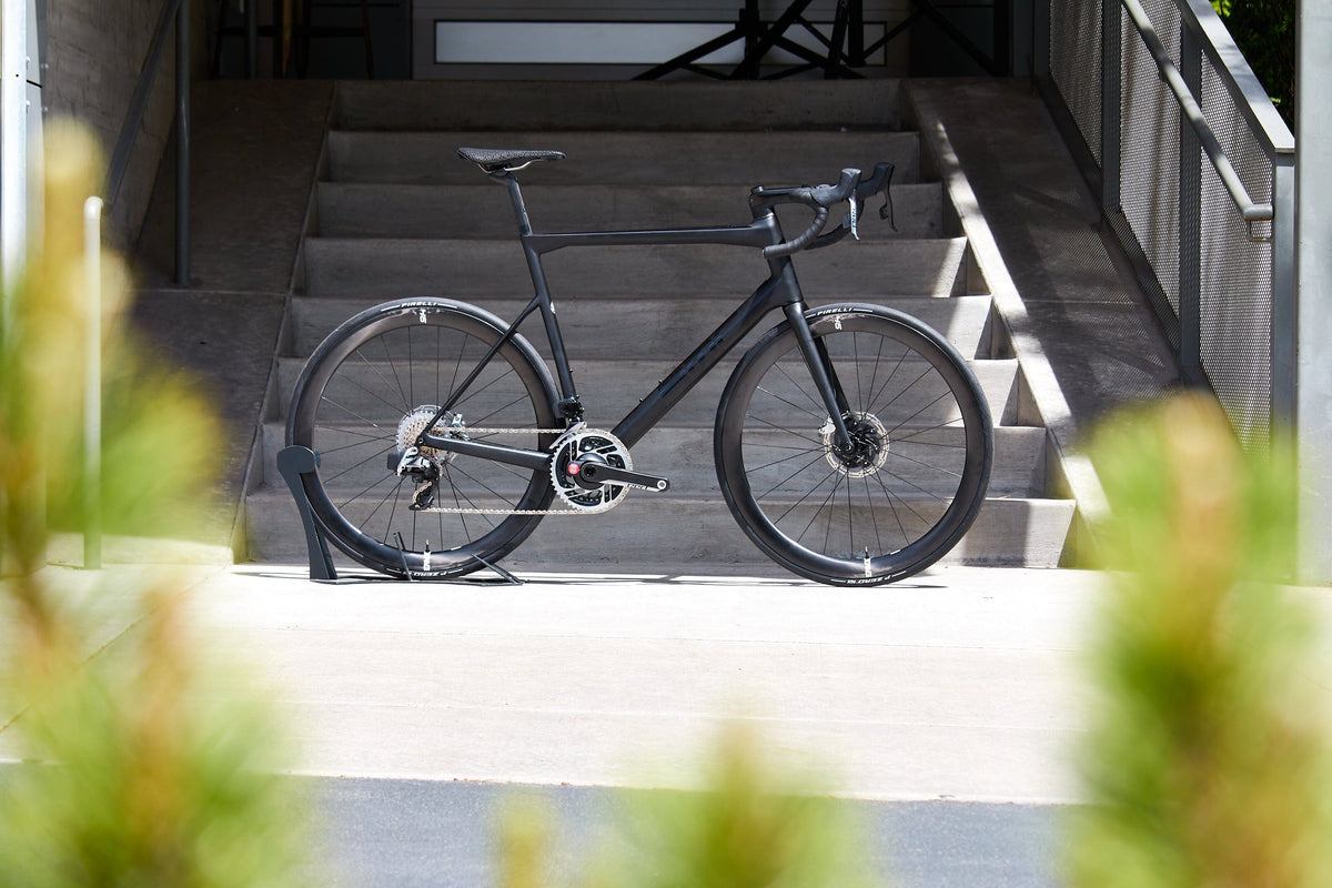 An All-Stealth BMC Teammachine | Contender Bicycles