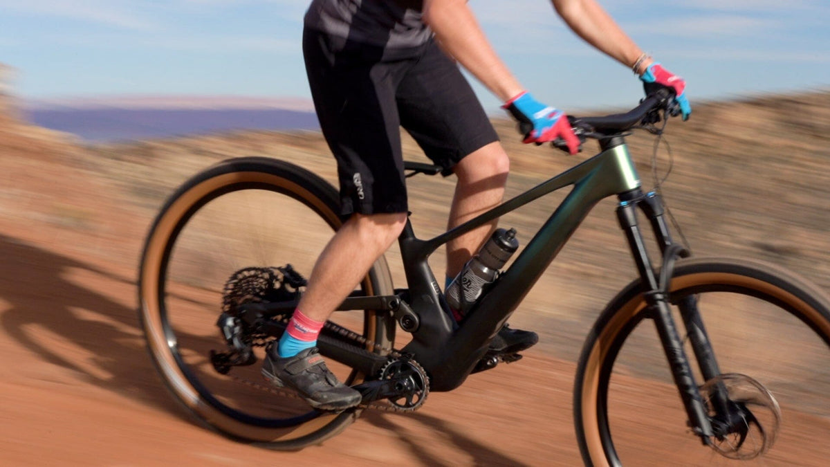 SCOTT Genius vs. Genius ST - Tech and Ride Review | Contender Bicycles