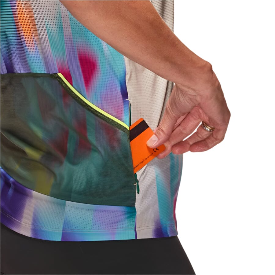 IRIS Escape Technical Tank Top | Contender Bicycles